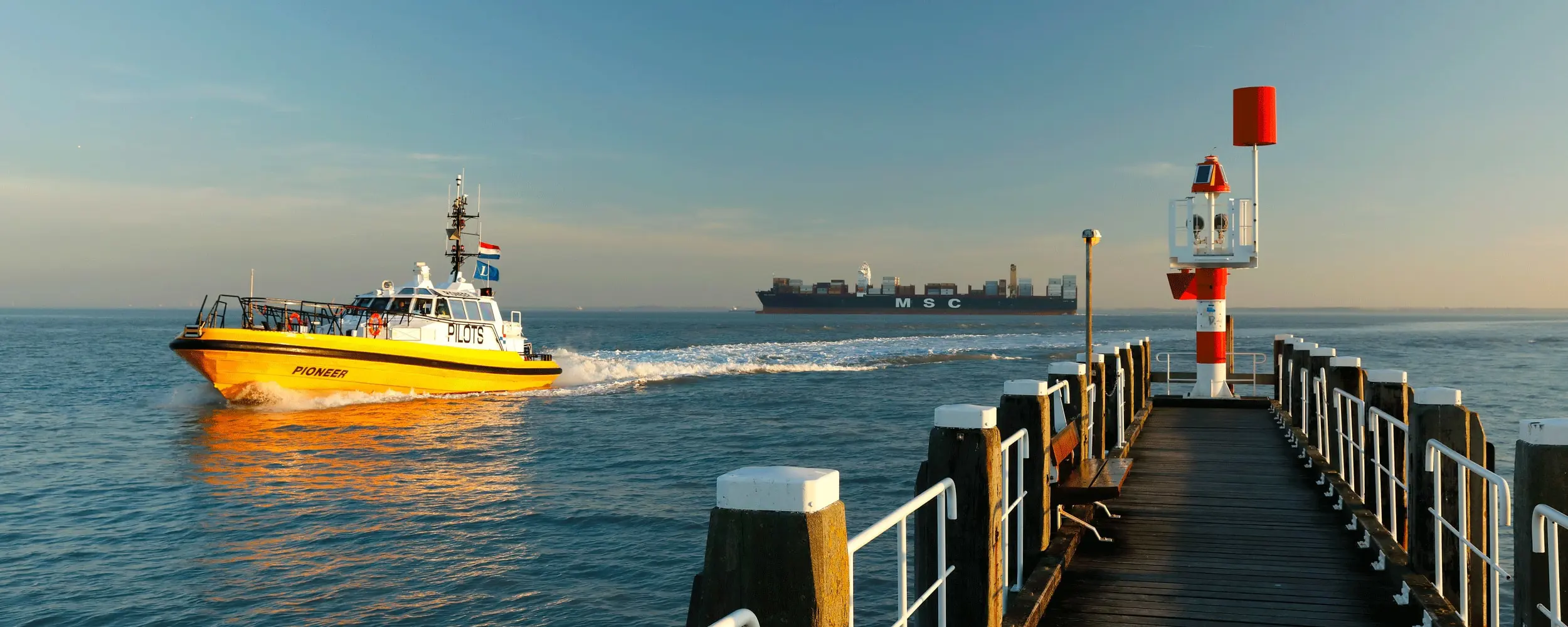 Bumpers, rub rails and protection profiles for boats