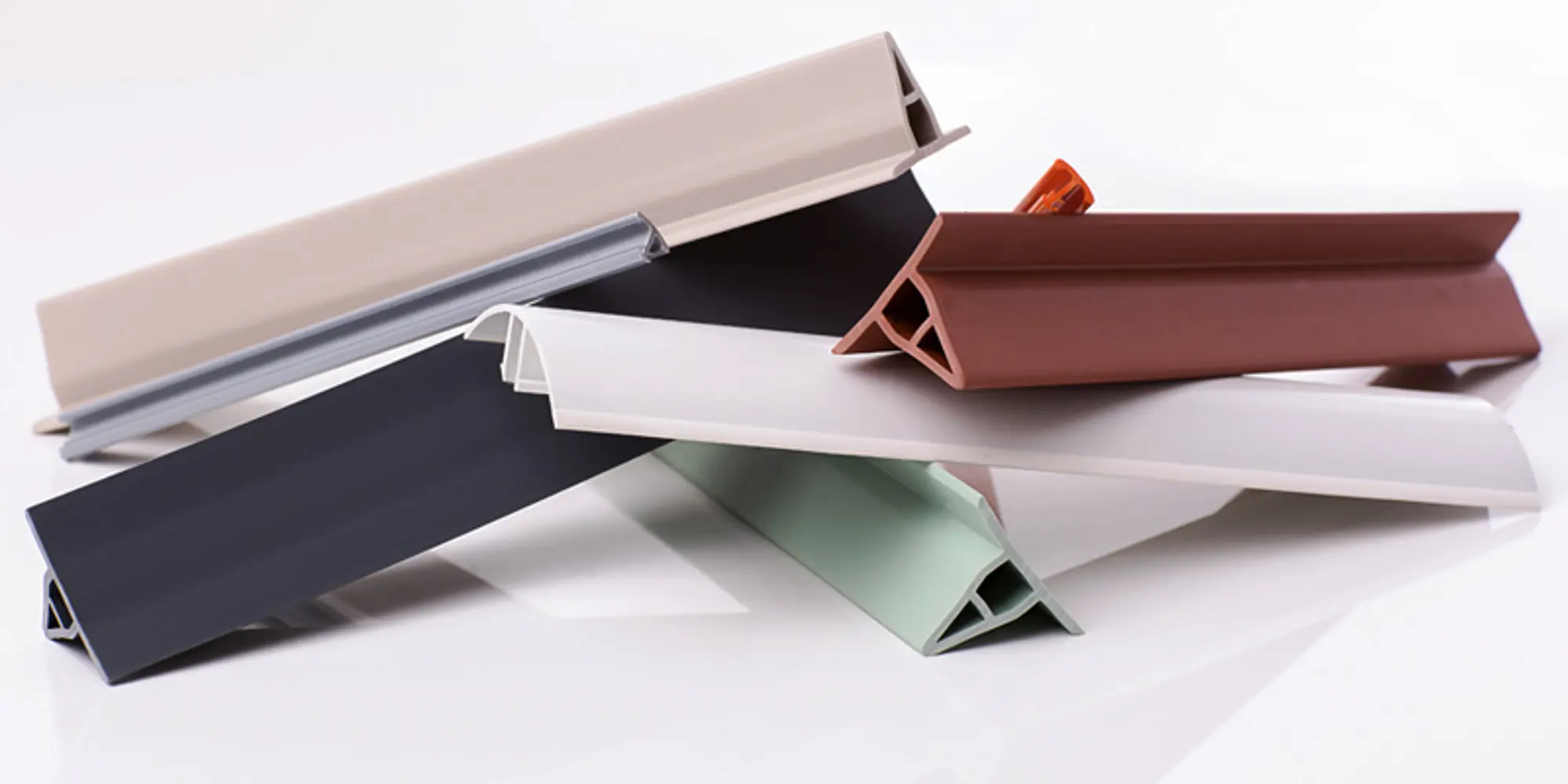 Wide range of exterior profiles for the building sector