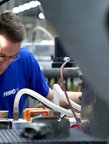 Plastic profiles and plastic material solutions